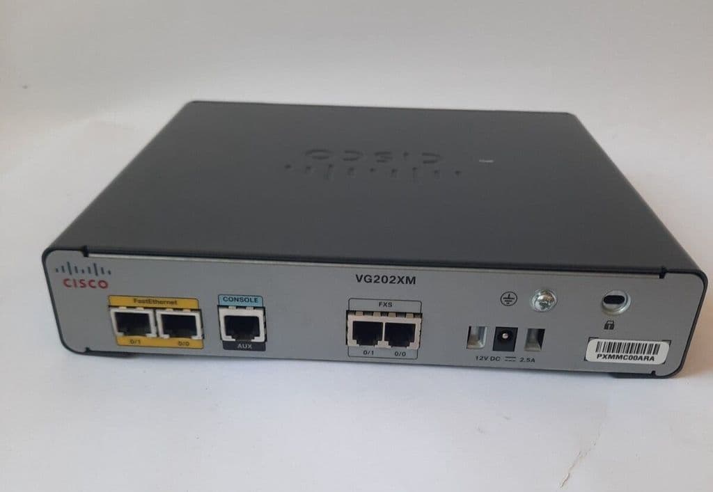 Cisco VG202XM Analogue Voice Gateway with UK PSU